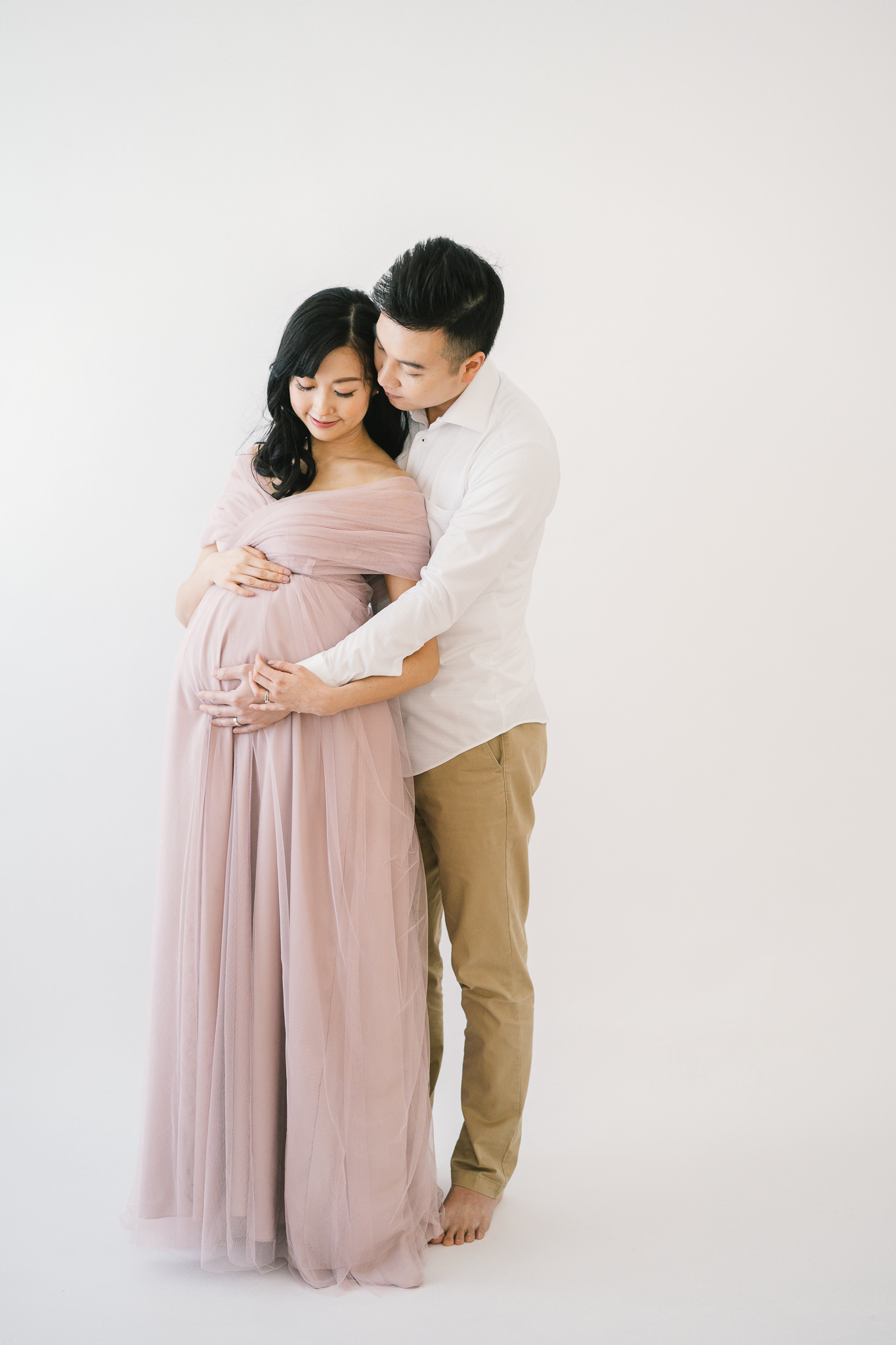 Romantic Maternity Session in Toronto Studio - Julia Park Photography